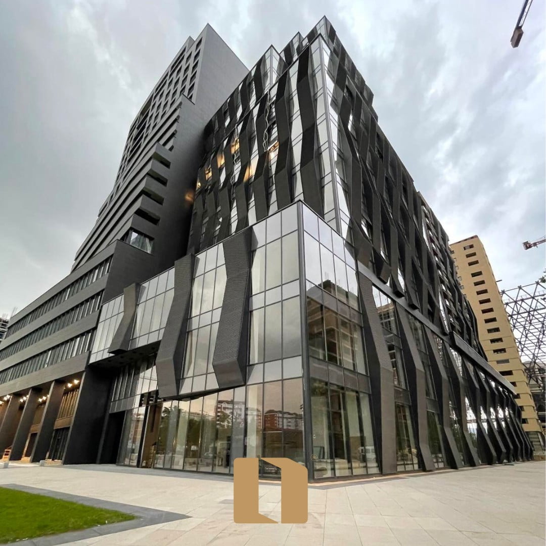 ZYRE ME QIRA NË “ICON TOWER” – LAKRISHTE – Domino